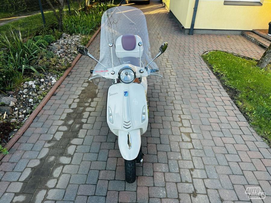 Balts Piaggio Vespa 2016 Birštonas, ar dzinēja tilpumu 0.05 L un nobraukumu 8 tūkst. km par 2700 €, foto 8 vietnē AUTOMOTO.COM.LV
