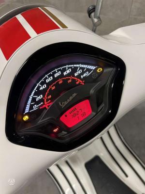 Balts Piaggio Vespa 2021 Kauņa, ar dzinēja tilpumu 0.30 L un nobraukumu 2 tūkst. km par 4900 €, foto 16 vietnē AUTOMOTO.COM.LV