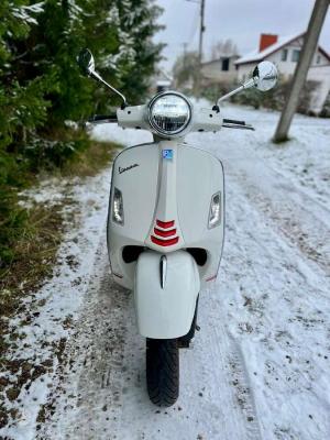 Balts Piaggio Vespa 2022 Viļņa, ar dzinēja tilpumu 0.13 L un nobraukumu 2 tūkst. km par 3300 €, foto 4 vietnē AUTOMOTO.COM.LV