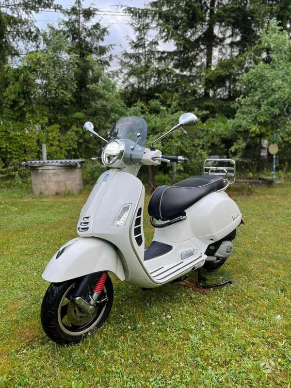 Balts Piaggio Vespa 2022 Viļņa, ar dzinēja tilpumu 0.13 L un nobraukumu 4 tūkst. km par 3950 €, foto 8 vietnē AUTOMOTO.COM.LV