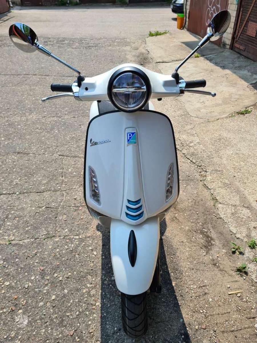 Balts Piaggio Vespa 2025 Viļņa, ar dzinēja tilpumu 0.13 L un nobraukumu 36 tūkst. km par 4599 €, foto 7 vietnē AUTOMOTO.COM.LV