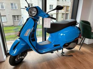White Piaggio Vespa 2026 in Vilnius, with an engine capacity of 0.13 L and mileage of 0 thousand km for 6249 €, photo 5 on AUTOMOTO.COM.LV