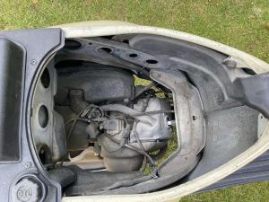Dzeltens Piaggio Vespa 2001 Viļņa, ar dzinēja tilpumu 49.00 L un nobraukumu 15 tūkst. km par 1100 €, foto 8 vietnē AUTOMOTO.COM.LV