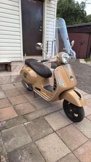 Yellow Piaggio Vespa 2007 in Vilnius, with an engine capacity of 0.25 L and mileage of 31 thousand km for 2450 €, photo 7 on AUTOMOTO.COM.LV