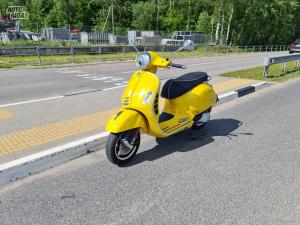 Yellow Piaggio Vespa 2019 in Vilnius, with an engine capacity of 0.30 L and mileage of 5 thousand km for 5250 €, photo 4 on AUTOMOTO.COM.LV