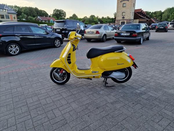 Dzeltens Piaggio Vespa 2019 Viļņa, ar dzinēja tilpumu 0.30 L un nobraukumu 5 tūkst. km par 5250 €, foto 9 vietnē AUTOMOTO.COM.LV