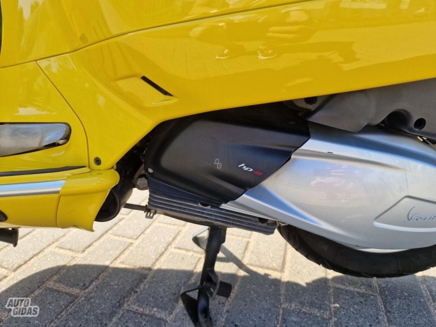 Yellow Piaggio Vespa 2019 in Vilnius, with an engine capacity of 0.30 L and mileage of 5 thousand km for 5250 €, photo 23 on AUTOMOTO.COM.LV