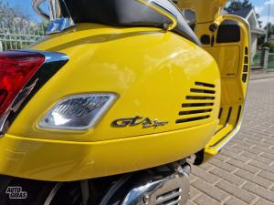 Yellow Piaggio Vespa 2019 in Vilnius, with an engine capacity of 0.30 L and mileage of 5 thousand km for 5250 €, photo 25 on AUTOMOTO.COM.LV