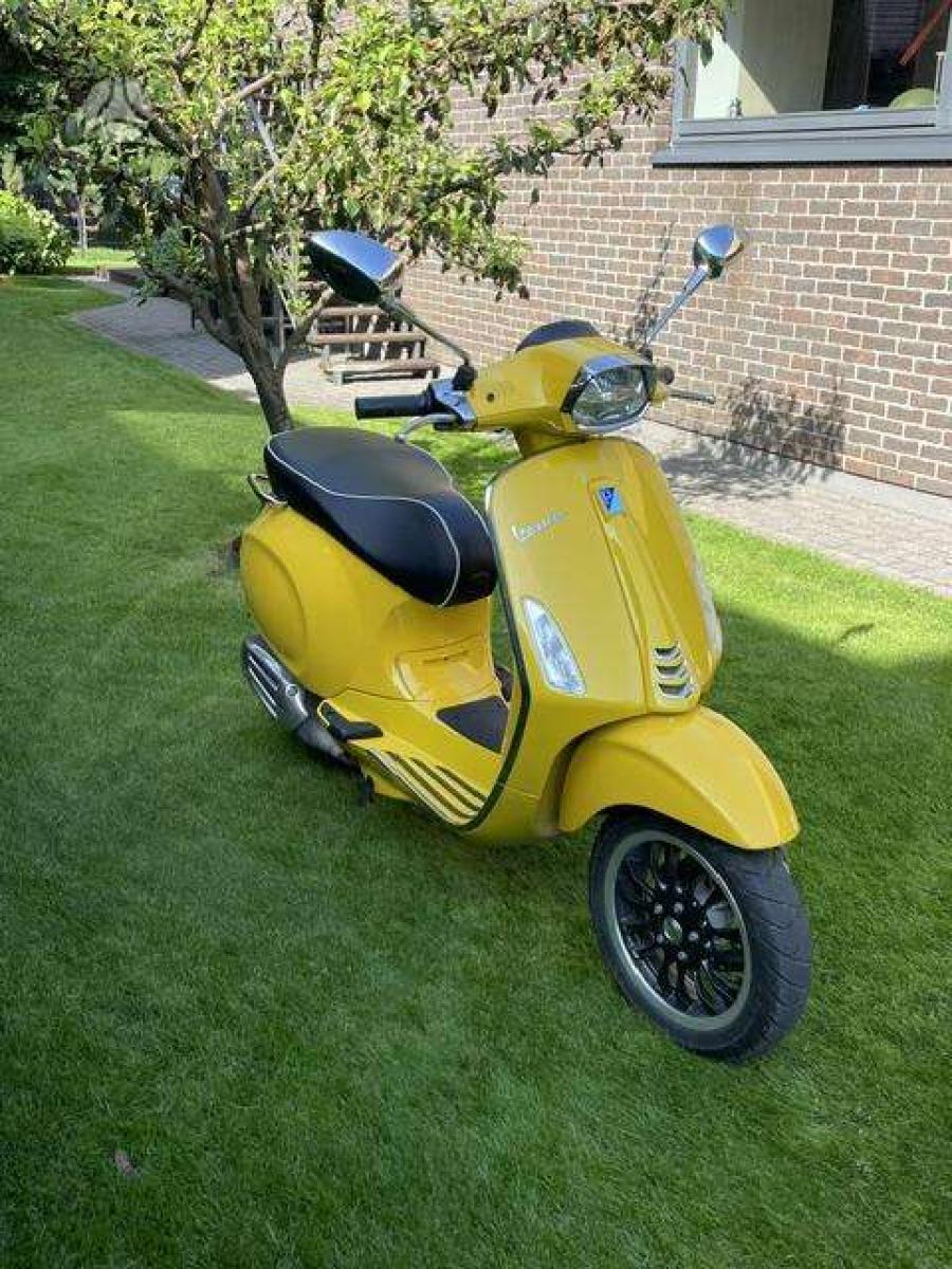 Dzeltens Piaggio Vespa 2019 Palanga, ar dzinēja tilpumu 49.00 L un nobraukumu 7 tūkst. km par 2350 €, foto 3 vietnē AUTOMOTO.COM.LV