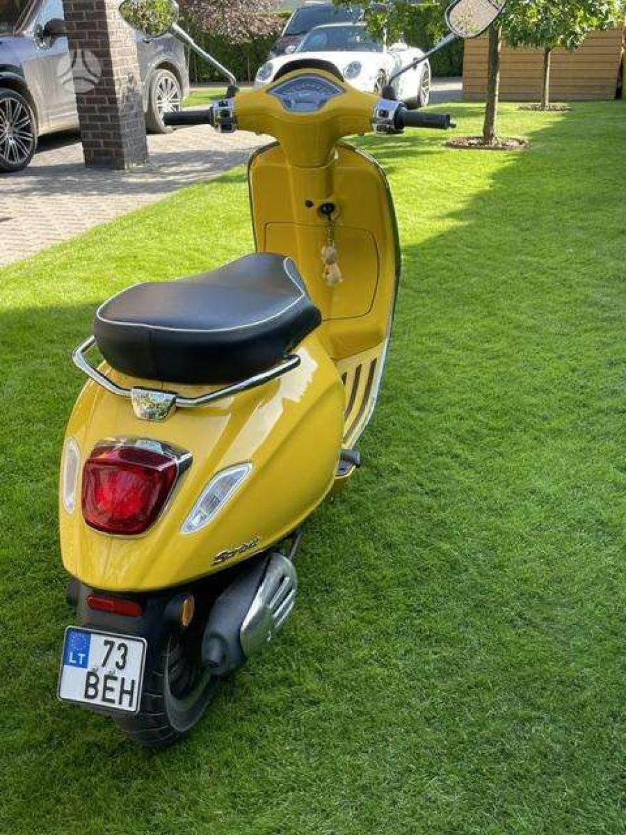 Dzeltens Piaggio Vespa 2019 Palanga, ar dzinēja tilpumu 49.00 L un nobraukumu 7 tūkst. km par 2350 €, foto 4 vietnē AUTOMOTO.COM.LV