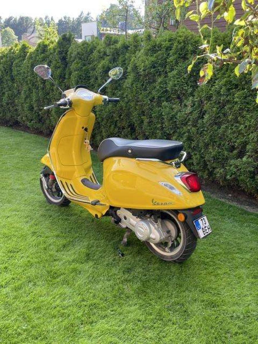 Dzeltens Piaggio Vespa 2019 Palanga, ar dzinēja tilpumu 49.00 L un nobraukumu 7 tūkst. km par 2350 €, foto 5 vietnē AUTOMOTO.COM.LV
