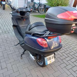 Blue Piaggio X9 2002 in Panevezys, with an engine capacity of 0.25 L and mileage of 65 thousand km for 550 €, photo 6 on AUTOMOTO.COM.LV