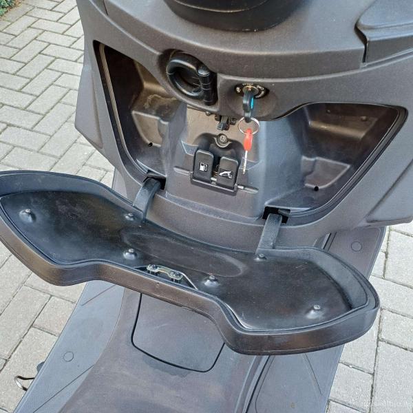 Blue Piaggio X9 2002 in Panevezys, with an engine capacity of 0.25 L and mileage of 65 thousand km for 550 €, photo 11 on AUTOMOTO.COM.LV