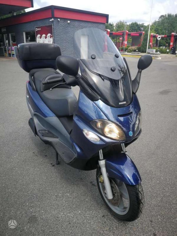 Zils Piaggio X9 2003 Viļņa, ar dzinēja tilpumu 0.13 L un nobraukumu 25 tūkst. km par 1000 €, foto 1 vietnē AUTOMOTO.COM.LV