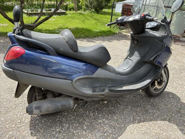Zils Piaggio X9 2003 Panevēža, ar dzinēja tilpumu 0.25 L un nobraukumu 154 tūkst. km par 700 €, foto 2 vietnē AUTOMOTO.COM.LV