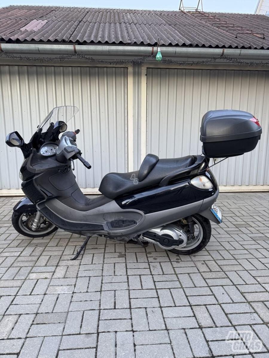 Синий Piaggio X9 2008 в Гаргждай, объемом двигателя 0.50 л и пробегом 32 тыс. км за 1350 €, фото 5 на AUTOMOTO.COM.LV