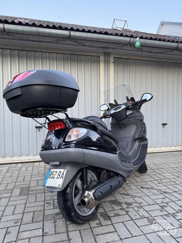 Zils Piaggio X9 2008 Gargždai, ar dzinēja tilpumu 0.50 L un nobraukumu 32 tūkst. km par 1350 €, foto 7 vietnē AUTOMOTO.COM.LV