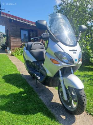 Серый Piaggio X9 2003 в Клайпеда, объемом двигателя 0.13 л и пробегом 50 тыс. км за 950 €, фото  на AUTOMOTO.COM.LV