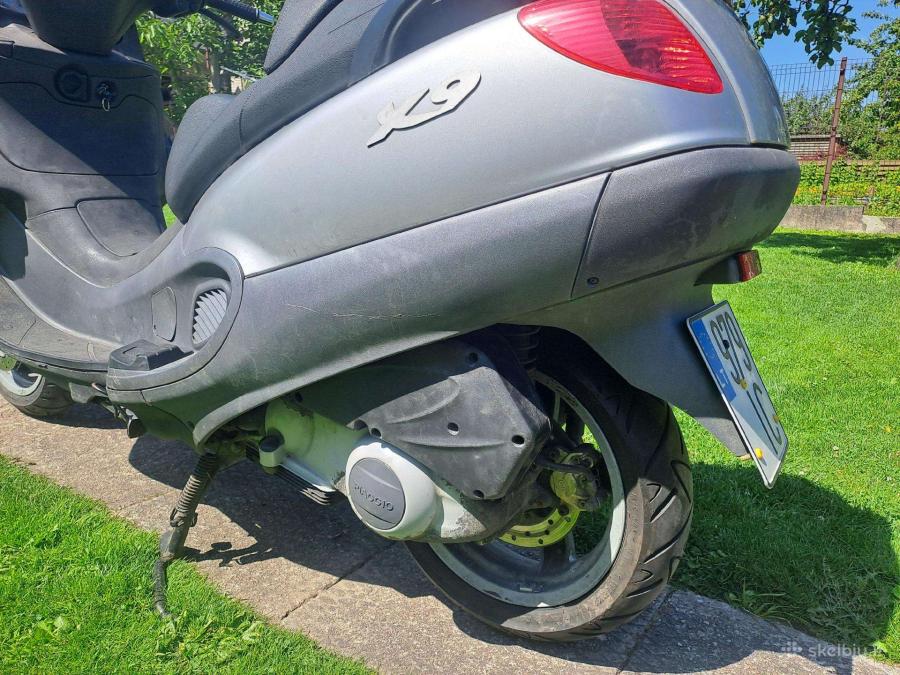 Pelēks Piaggio X9 2003 Klaipėda, ar dzinēja tilpumu 0.13 L un nobraukumu 50 tūkst. km par 950 €, foto 12 vietnē AUTOMOTO.COM.LV