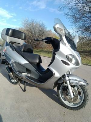 Pelēks Piaggio X9 2005 Viļņa, ar dzinēja tilpumu 0.13 L un nobraukumu 35 tūkst. km par 1199 €, foto 4 vietnē AUTOMOTO.COM.LV