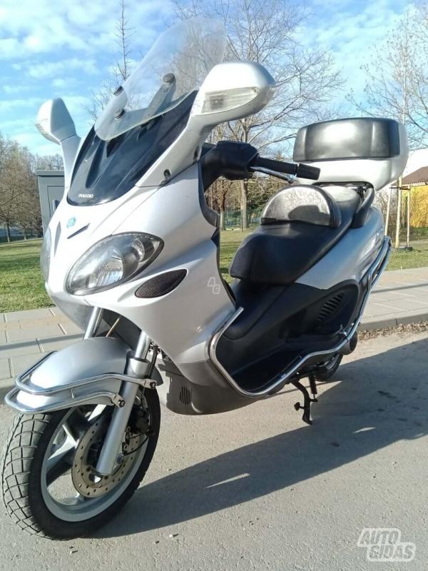 Pelēks Piaggio X9 2005 Viļņa, ar dzinēja tilpumu 0.13 L un nobraukumu 35 tūkst. km par 1199 €, foto 5 vietnē AUTOMOTO.COM.LV