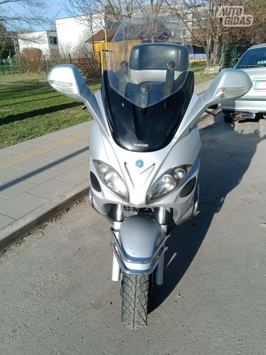 Pelēks Piaggio X9 2005 Viļņa, ar dzinēja tilpumu 0.13 L un nobraukumu 35 tūkst. km par 1199 €, foto 8 vietnē AUTOMOTO.COM.LV