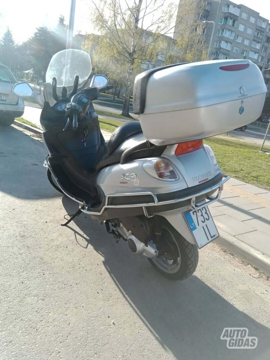 Pelēks Piaggio X9 2005 Viļņa, ar dzinēja tilpumu 0.13 L un nobraukumu 35 tūkst. km par 1199 €, foto 14 vietnē AUTOMOTO.COM.LV