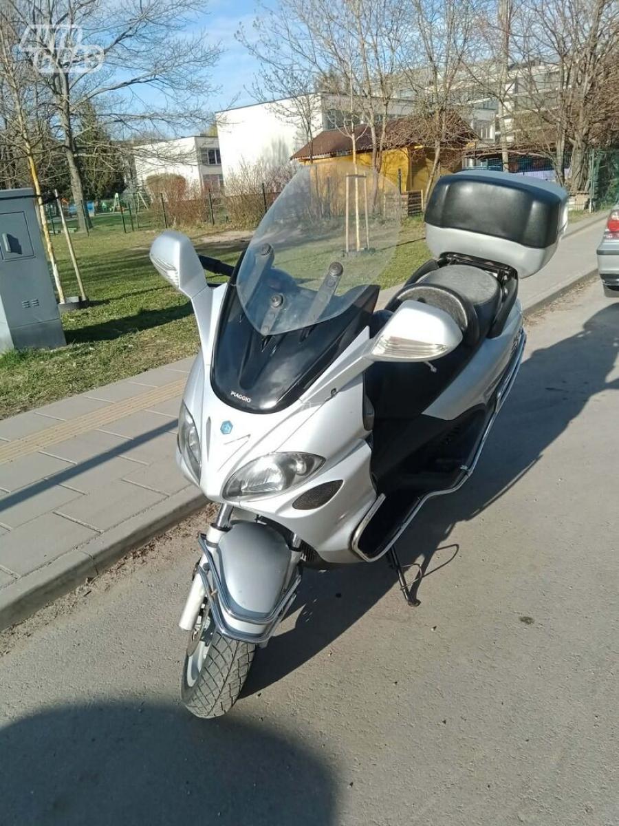 Pelēks Piaggio X9 2005 Viļņa, ar dzinēja tilpumu 0.13 L un nobraukumu 35 tūkst. km par 1199 €, foto 25 vietnē AUTOMOTO.COM.LV