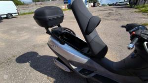 Pelēks Piaggio X9 2006 Alīta, ar dzinēja tilpumu 0.13 L un nobraukumu 10 tūkst. km par 1450 €, foto 11 vietnē AUTOMOTO.COM.LV