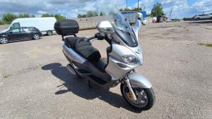 Grey Piaggio X9 2006 in Alytus, with an engine capacity of 0.13 L and mileage of 10 thousand km for 1350 €, photo 4 on AUTOMOTO.COM.LV