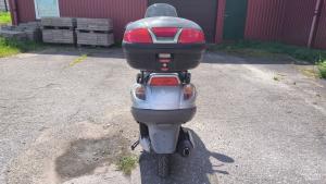Grey Piaggio X9 2006 in Alytus, with an engine capacity of 0.13 L and mileage of 10 thousand km for 1350 €, photo 8 on AUTOMOTO.COM.LV