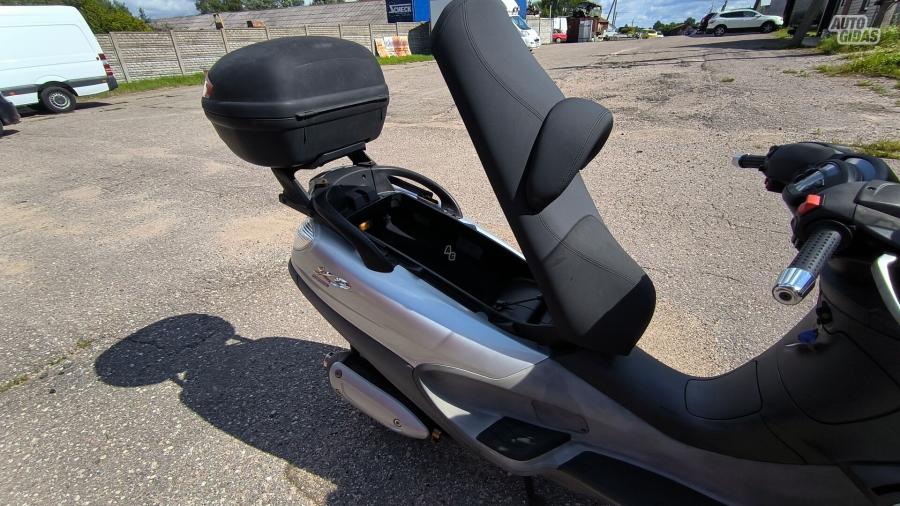 Grey Piaggio X9 2006 in Alytus, with an engine capacity of 0.13 L and mileage of 10 thousand km for 1350 €, photo 11 on AUTOMOTO.COM.LV