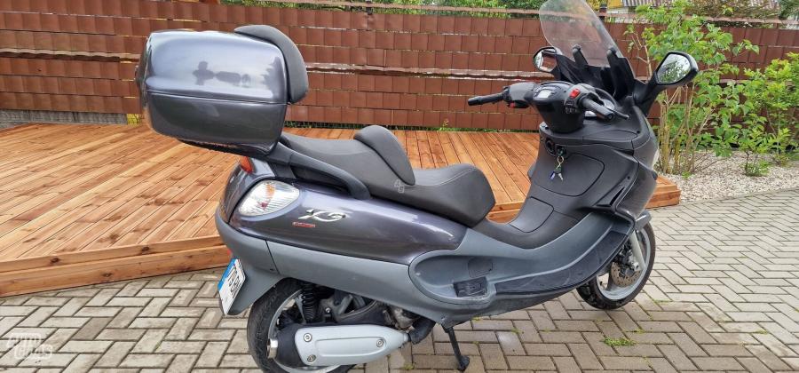 Pelēks Piaggio X9 2026 Viļņa, ar dzinēja tilpumu 0.25 L un nobraukumu 0 tūkst. km par 1000 €, foto 7 vietnē AUTOMOTO.COM.LV