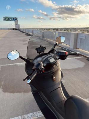 Piaggio X9 2002 в Вильнюс, объемом двигателя 0.13 л и пробегом 28 тыс. км за 1800 €, фото 6 на AUTOMOTO.COM.LV