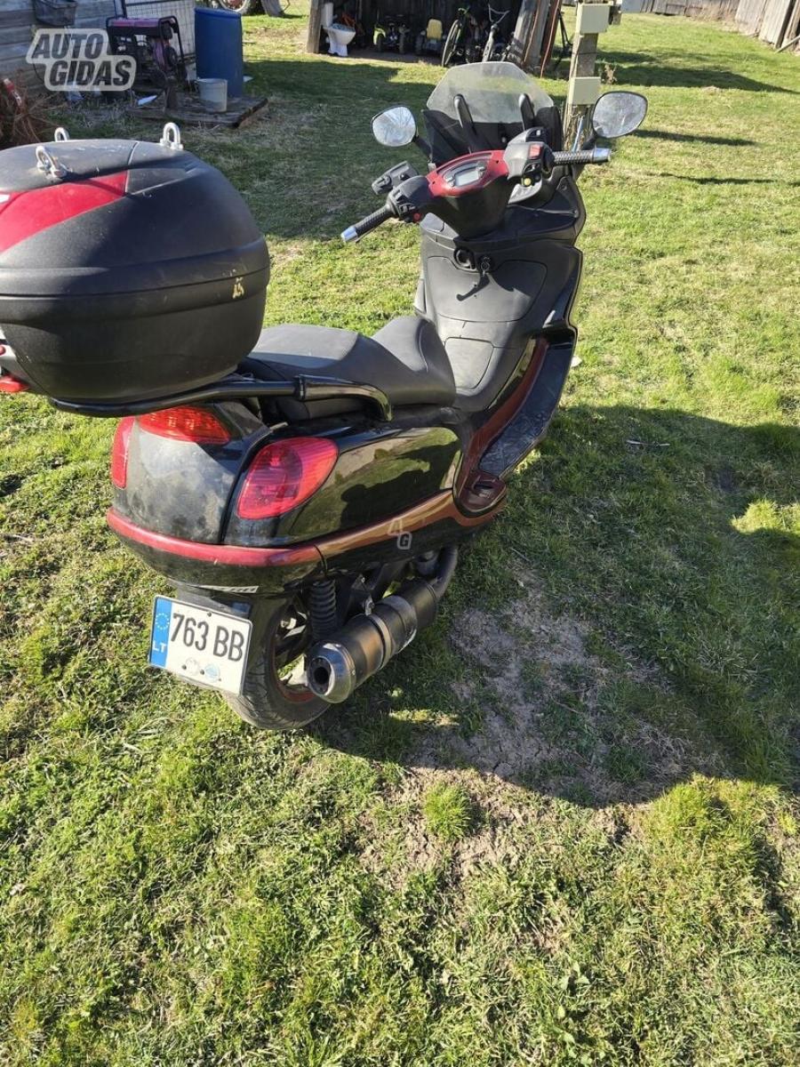 Piaggio X9 2004 in Kaunas, with an engine capacity of 0.00 L and mileage of 0 thousand km for 650 €, photo 3 on AUTOMOTO.COM.LV