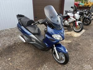 Piaggio X9 2006 in Kelme, with an engine capacity of 0.25 L and mileage of 10 thousand km for 615 €, photo  on AUTOMOTO.COM.LV