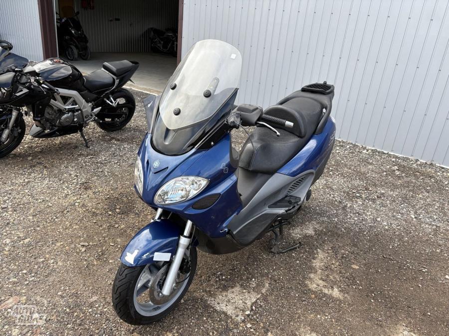 Piaggio X9 2006 в Кельме, объемом двигателя 0.25 л и пробегом 10 тыс. км за 615 €, фото 7 на AUTOMOTO.COM.LV