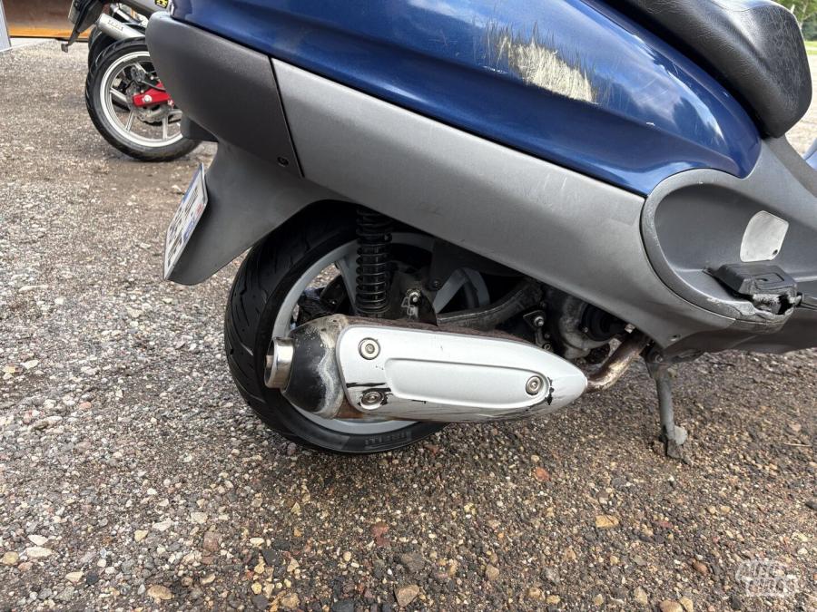 Piaggio X9 2006 в Кельме, объемом двигателя 0.25 л и пробегом 10 тыс. км за 615 €, фото 13 на AUTOMOTO.COM.LV