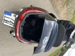 Piaggio Xevo 2008 Viļņa, ar dzinēja tilpumu 0.40 L un nobraukumu 40 tūkst. km par 1250 €, foto 12 vietnē AUTOMOTO.COM.LV