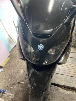 Piaggio Xevo 2009 в Радвилишкис, объемом двигателя 0.00 л и пробегом 0 тыс. км за 1100 €, фото 4 на AUTOMOTO.COM.LV