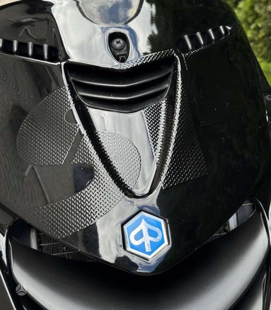 Melns Piaggio ZIP 2003 Marijampole, ar dzinēja tilpumu 49.00 L un nobraukumu 6 tūkst. km par 1999 €, foto 10 vietnē AUTOMOTO.COM.LV