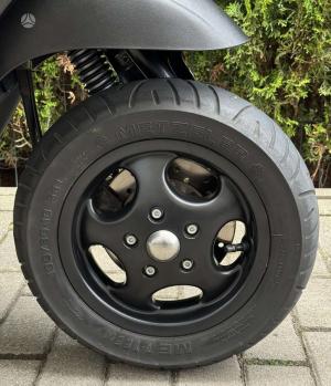 Melns Piaggio ZIP 2003 Marijampole, ar dzinēja tilpumu 49.00 L un nobraukumu 6 tūkst. km par 1999 €, foto 12 vietnē AUTOMOTO.COM.LV