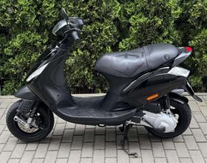 Melns Piaggio ZIP 2003 Marijampole, ar dzinēja tilpumu 49.00 L un nobraukumu 6 tūkst. km par 1999 €, foto 21 vietnē AUTOMOTO.COM.LV