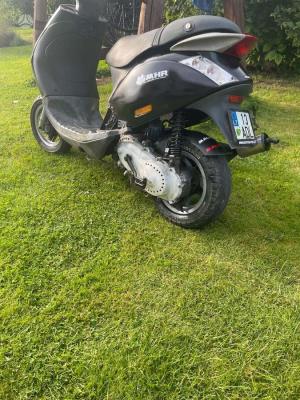 Black Piaggio ZIP 2007 in Kaunas, with an engine capacity of 49.00 L and mileage of 8 thousand km for 850 €, photo 9 on AUTOMOTO.COM.LV