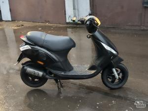 Melns Piaggio ZIP 2010 Viļņa, ar dzinēja tilpumu 0.05 L un nobraukumu 15 tūkst. km par 750 €, foto 2 vietnē AUTOMOTO.COM.LV