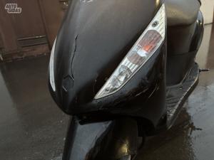 Melns Piaggio ZIP 2010 Viļņa, ar dzinēja tilpumu 0.05 L un nobraukumu 15 tūkst. km par 750 €, foto 13 vietnē AUTOMOTO.COM.LV