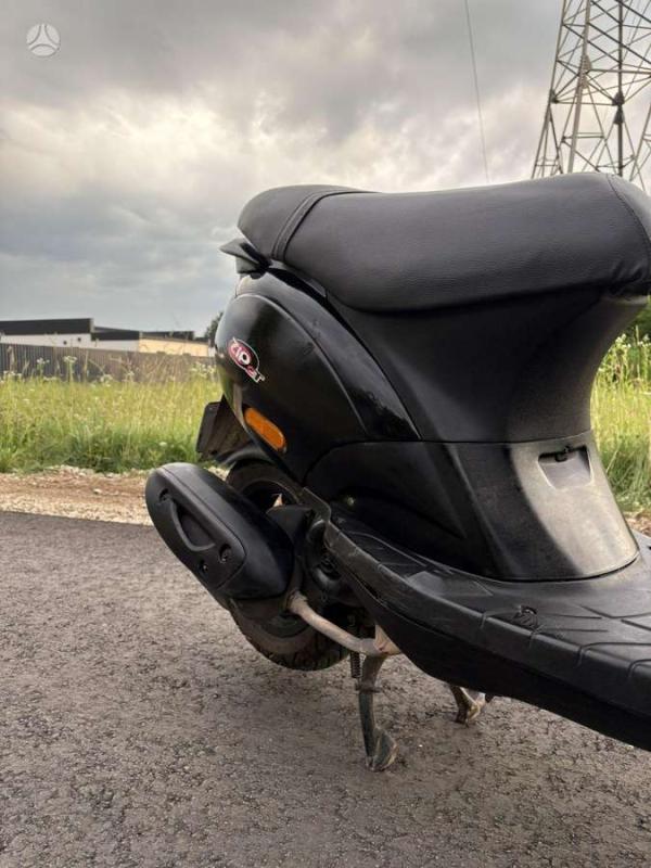 Melns Piaggio ZIP 2018 Panevēža, ar dzinēja tilpumu 50.00 L un nobraukumu 18 tūkst. km par 700 €, foto 7 vietnē AUTOMOTO.COM.LV