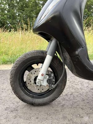 Melns Piaggio ZIP 2018 Panevēža, ar dzinēja tilpumu 50.00 L un nobraukumu 18 tūkst. km par 700 €, foto 10 vietnē AUTOMOTO.COM.LV