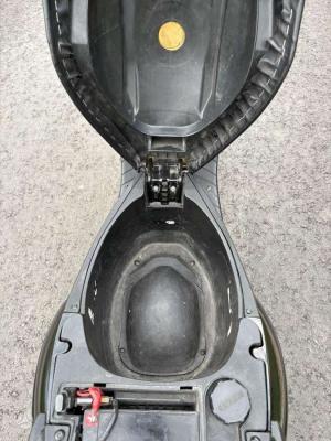 Melns Piaggio ZIP 2018 Panevēža, ar dzinēja tilpumu 50.00 L un nobraukumu 18 tūkst. km par 700 €, foto 15 vietnē AUTOMOTO.COM.LV