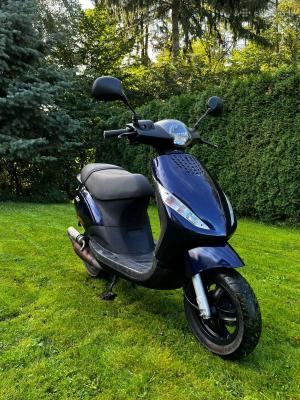 Синий Piaggio ZIP 2016 в Кайшядорис, объемом двигателя 50.00 л и пробегом 12 тыс. км за 950 €, фото 4 на AUTOMOTO.COM.LV